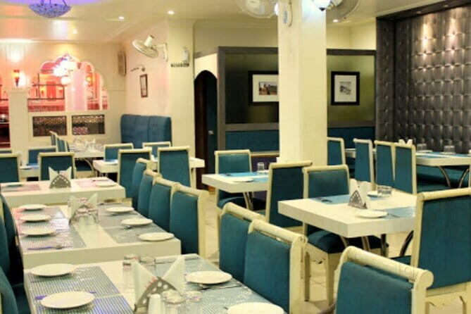 Taj Mahal Day Trip From Delhi With Lunch at Taj Mahal Restaurant - Exploring the Taj Mahal Day Trip from Delhi