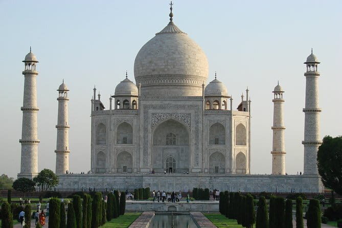 Taj Mahal Day Trip From Delhi With Lunch at Taj Mahal Restaurant - FAQ