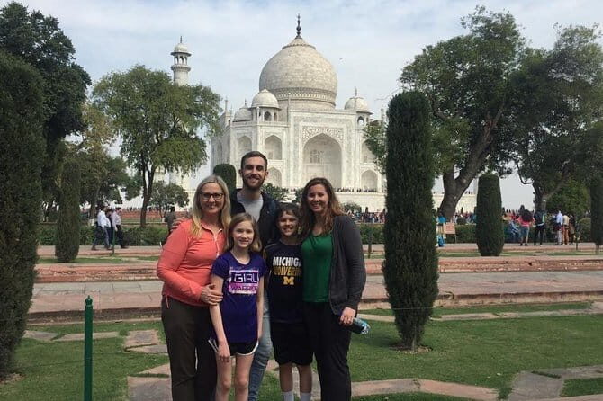 Taj Mahal Entrance Ticket - An In-Depth Look at the Tour Experience