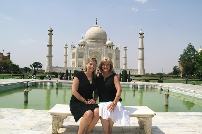 Taj Mahal Private Day Trip Including Same Day Flights from Mumbai - What Travelers Love About This Tour