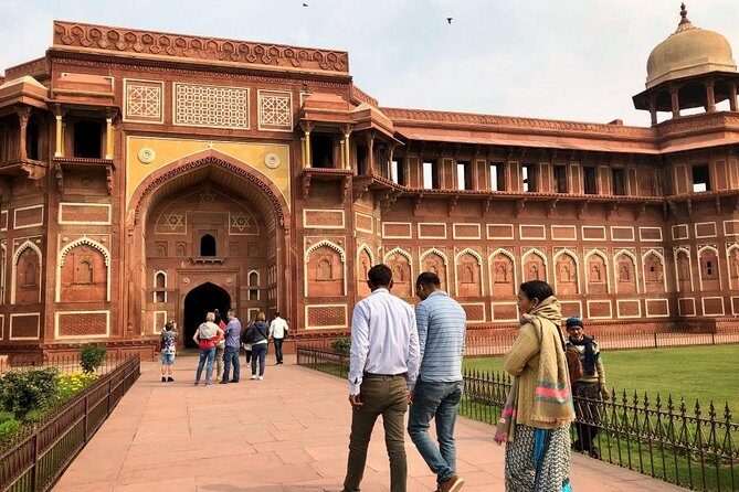 Taj Mahal Sharing Same Day Trip From Delhi Including all - Starting Point and Logistics