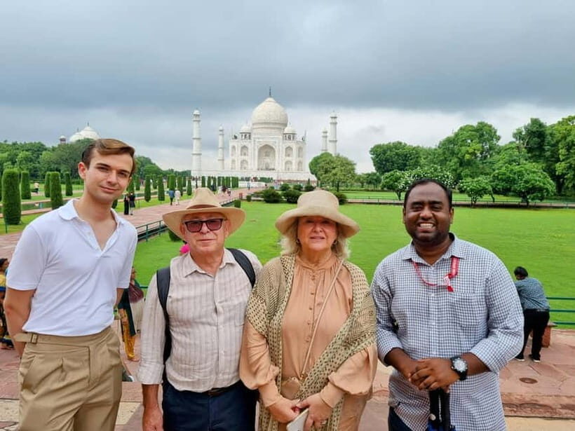 Taj Mahal Sunrise Tour - Key Points