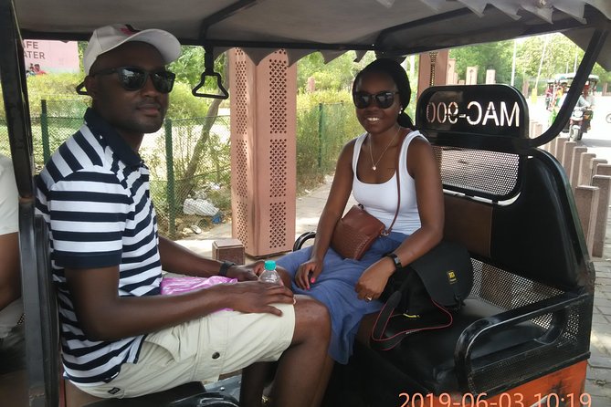 Taj Mahal Sunrise View With Tuk-Tuk - Why This Tour Works Well