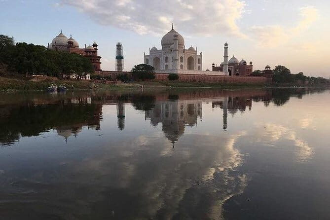 Taj Mahal Tour All Inclusive Private Tour from Delhi - Key Points