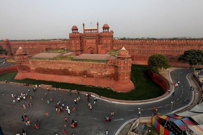 Taj Mahal Tour With Fatehpur Sikri - FAQs