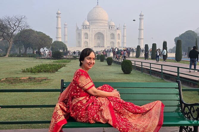 Taj Mahal Tour With Professional Photographer With Rental Saree - A Detailed Look at the Tour Experience