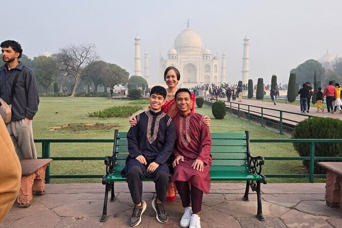 Taj Mahal Tour With Professional Photographer With Rental Saree - Final Thoughts