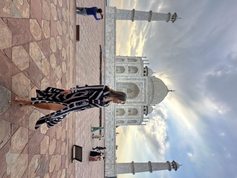 Taj Mahal Trip From New Delhi best pic tour - The Sum Up