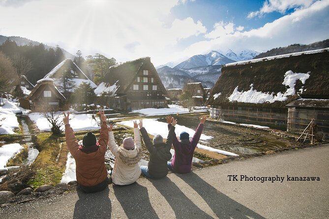Takayama and Shirakawago/Photoshoot by Professional Photographer - Inclusions and Pricing