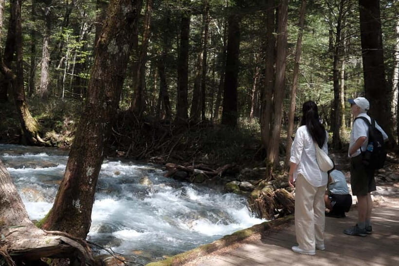 Takayama Autumn Private Tour Kamikochi & Shin-Hotaka Ropeway - FAQs