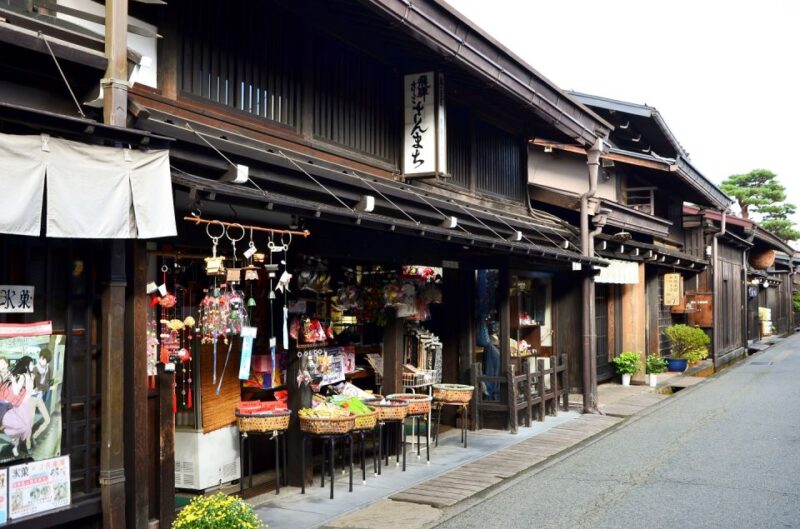 Takayama: Private Walking Tour With a Local Guide - Delicious Hida Beef Lunch