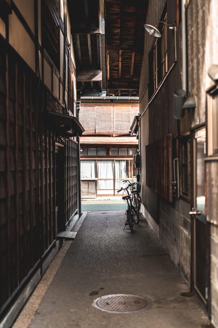 Takayama Temples & Tranquil Walks at Higashiyama - Experience