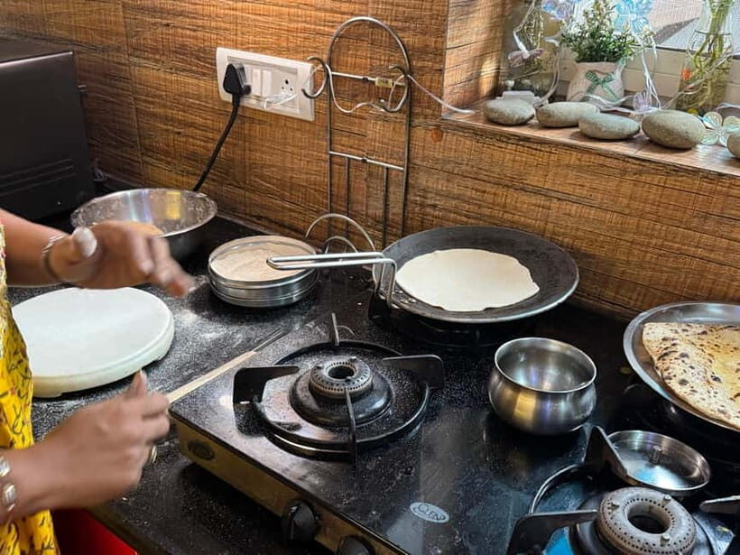 Talk & Enjoy with Delhi locals at their home while Cooking - Introduction