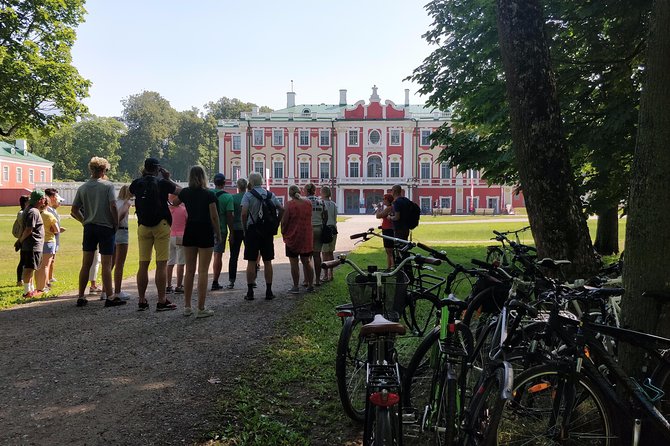 Tallinn Bicycle Sightseeing Tour - Meeting Point and Accessibility