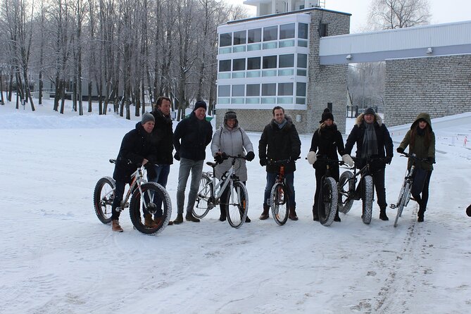 Tallinn Winter Bike Tour With Cafe Stop - Cycling Through Kadriorg Park