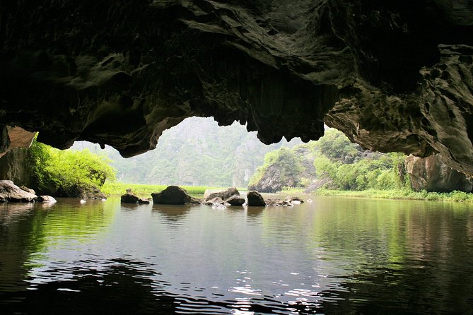 Tam Coc Boat-ride & Bich Dong Pagoda - Who Would Love This Tour?