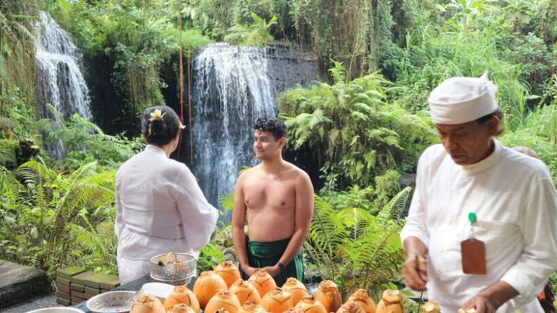 Taman Beji Waterfall: Purification Journey for body and soul - Key Points