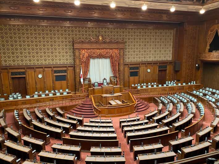 Tameike: Exploring the Heart of Japanese Politics Tour - Key Points