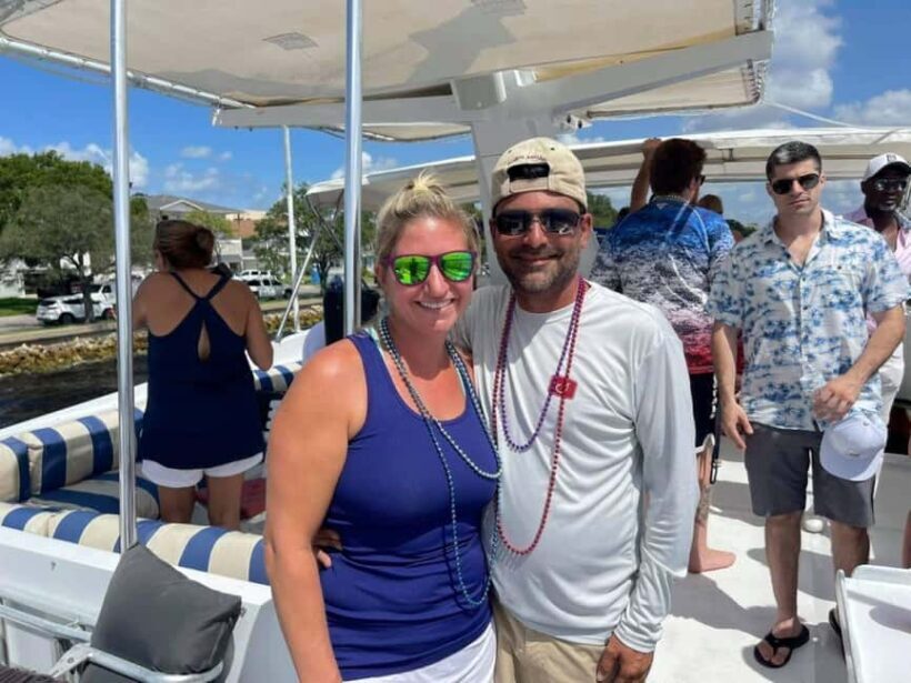 Tampa Bay: Luxury Yacht Charter Experience - Key Points