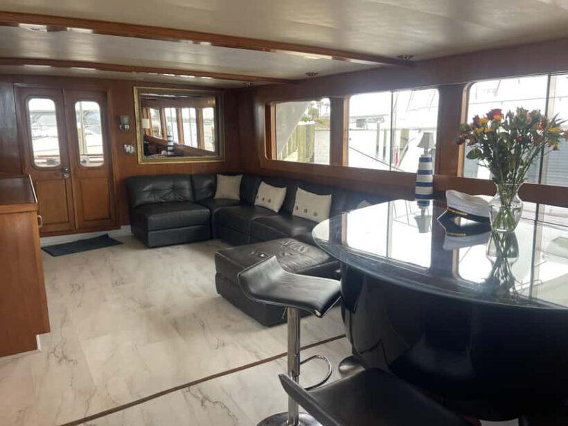 Tampa Bay: Luxury Yacht Charter Experience - Who Should Consider This?