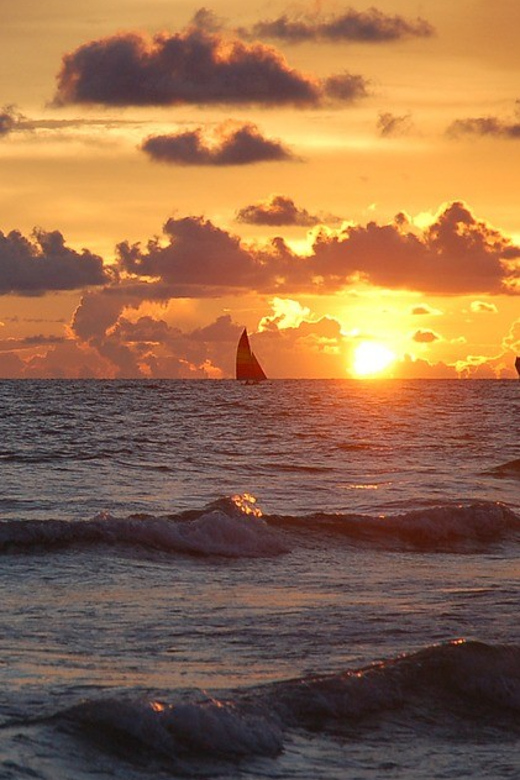 Tampa Bay: Private Sunset Cruise with Champaign or Wine - FAQ
