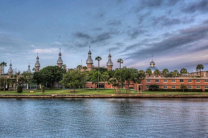 Tampa Florida Scavenger Hunt Walking Tour - The Experience and User Feedback