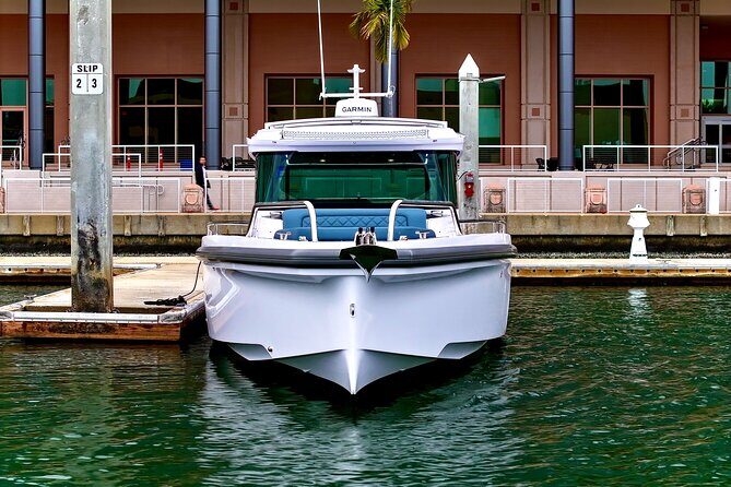Tampa Luxury Private Charter Rental: 38' Boat Rental with Captain - FAQ