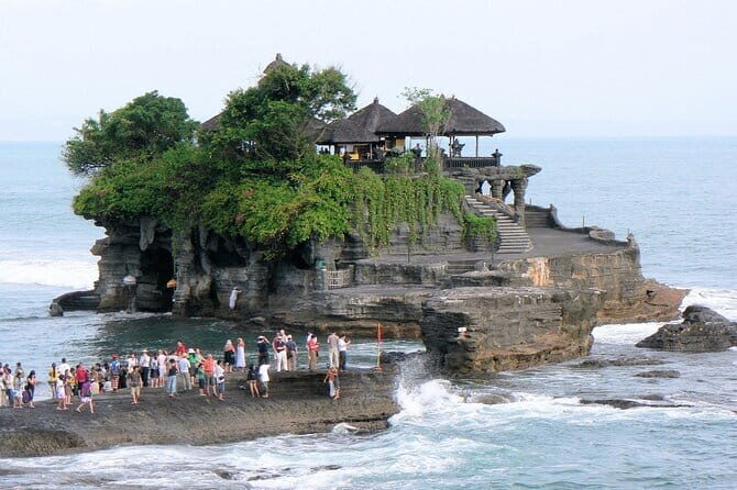 Tanah Lot and Royal Temple including Chocolate Tasting Full-Day Tour - What Travelers Say (Based on Reviews)