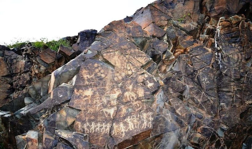 Tanbaly Gorge: Ancient Petroglyphs UNESCO Site Day Tour - Who Will Love This Tour?