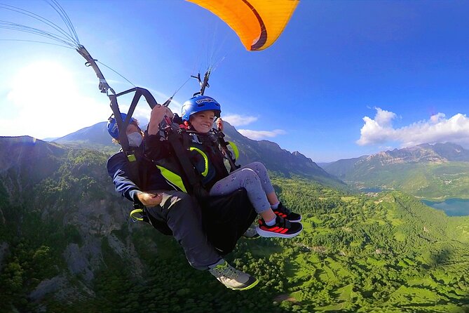 Tandem Paraglider in the Pyrenees (Panticosa) + Video of the Flight - Participant Eligibility and Restrictions