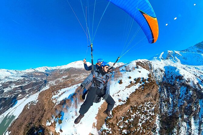 Tandem Paraglider in the Pyrenees (Panticosa) + Video of the Flight - Preparing for Your Tandem Paragliding Adventure