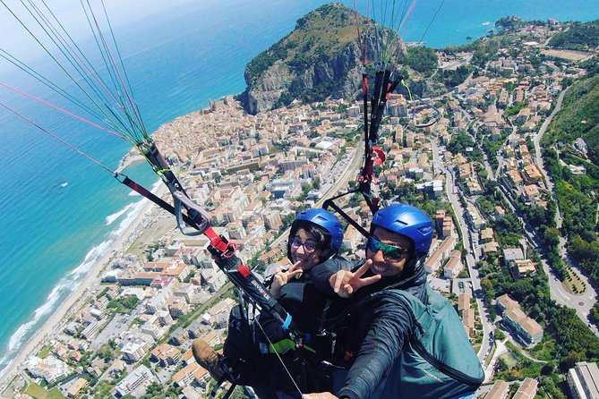 Tandem Paragliding Flight in Cefalù - Professional Pilots and Safety Precautions