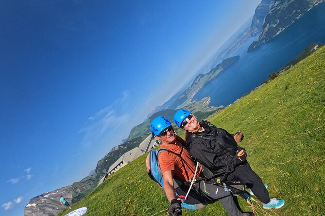 Tandem Paragliding Flight in the Lucerne Region - Personalized and Flexible Scheduling