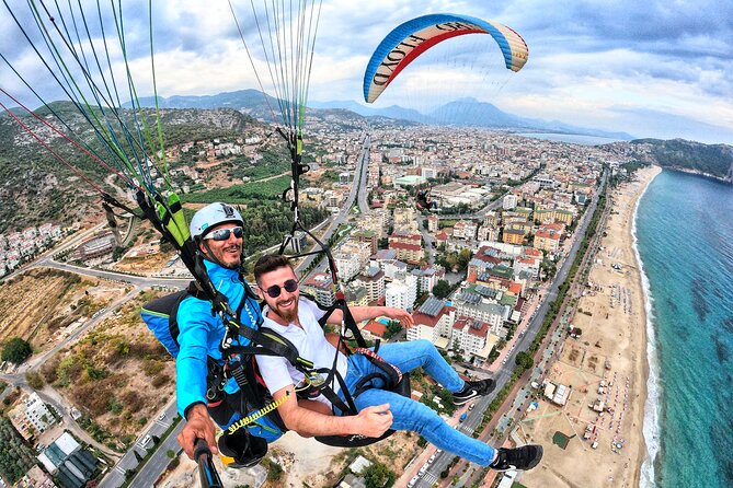 Tandem Paragliding in Alanya With Professional Licensed Pilots - Accessibility and Participation
