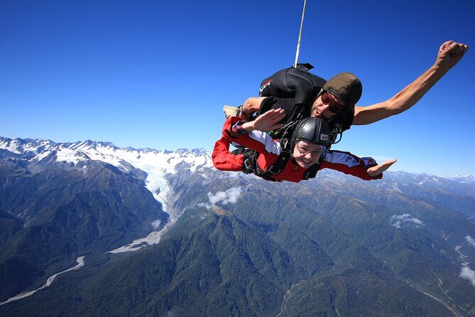 Tandem Skydive 16,500ft from Franz Josef - The Experience in Detail