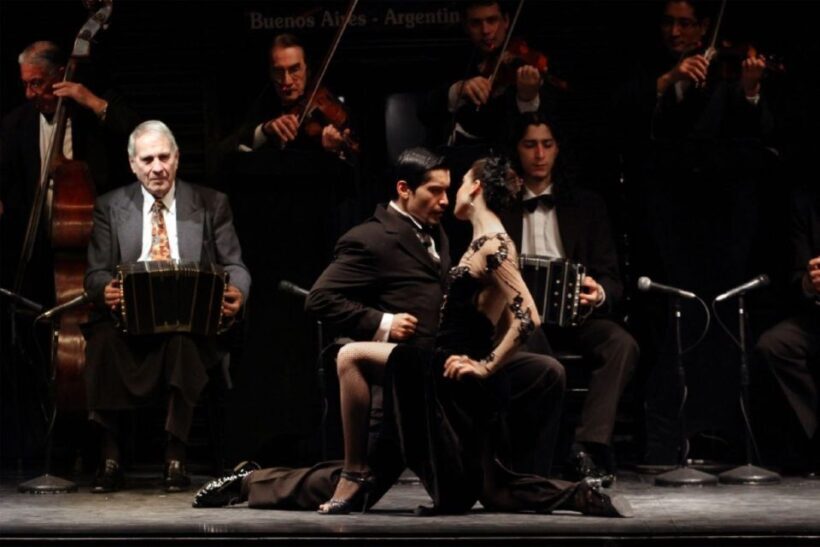 Tango show in La Ventana with optional Dinner - The Venue and Ambiance