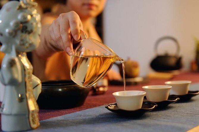 Taoist Culture: Dongyue and White Cloud Temples, Lunch and Malliandao Tea Street Visit - Lunch and Tea Tasting at Maliandao Tea Street