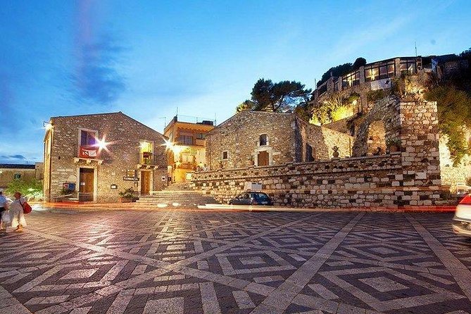 TAORMINA and CASTELMOLA TOUR - Exploring Taormina