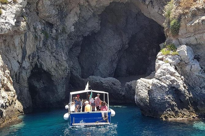 Taormina and Isola Bella Day Tour Including Boat Tour - Boat Tour to Isola Bella