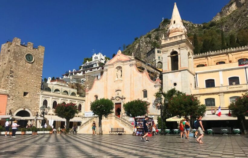 Taormina: Historical Highlights Private Guided Walking Tour - Key Points