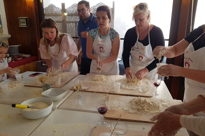 Taormina Pizza Making Class- From Messina - Booking and Cancellation Policy