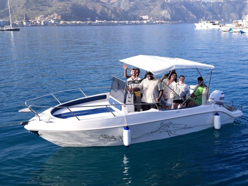 Taormina private tour - An In-Depth Look at the Taormina Private Boat Experience