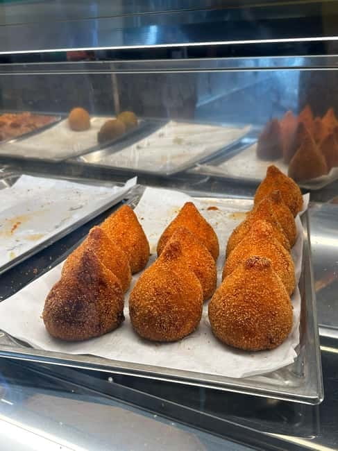 Taormina: Sicilian Full Meal & Drinks Walking Food Tour - Sweet and Zesty Final Touches