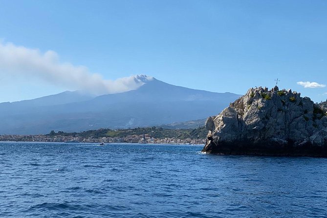 Taormina Sightseeing Private Luxury Boat Tour With Aperitif - Amenities
