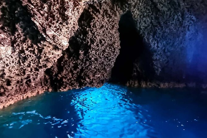 Taormina Sightseeing Private Luxury Boat Tour With Aperitif - Personalized Service