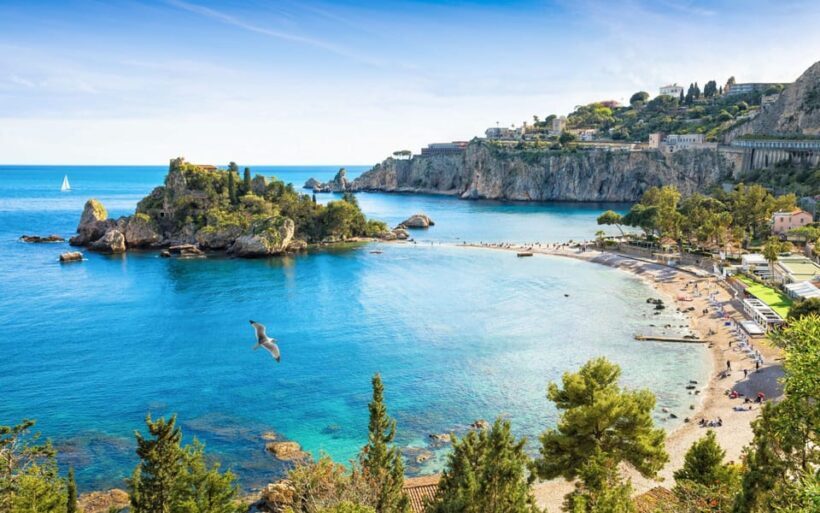 TAORMINA: TOUR IN BARCA ISOLABELLA CON APERITIVO - What to Expect from the Experience