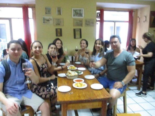 Tapas and History Tour Ending With Churros With Chocolate - Guided Stroll Through Iconic Sites