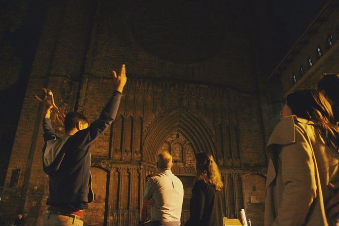 Tapas and Wine Walking Tour in Barcelona - Discovering Spanish Gastronomic Culture