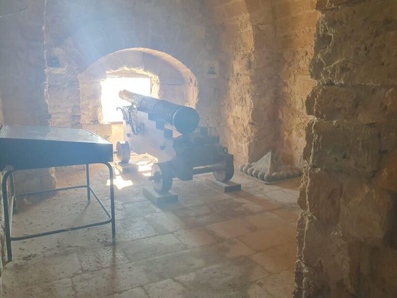 TARANTO PUGLIA WALKING TOUR UP AND DOWN - Introduction: A Practical and Authentic Way to Discover Taranto