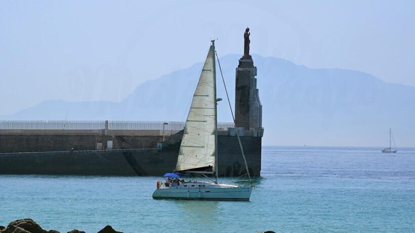 Tarifa: Sailboat Tour, Snorkelling, Tapas & Drinks - An Authentic Day on the Water in Tarifa